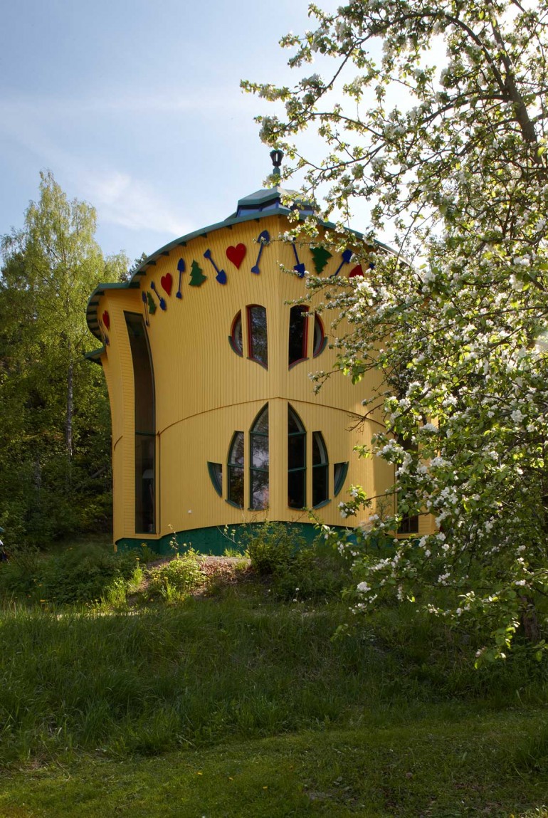 Life on a Leaf – Life on a Leaf house